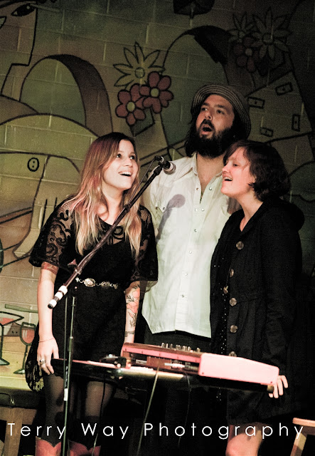 Terry Way Photography Santa Cruz Photographer: Robyn Hitchcock ...