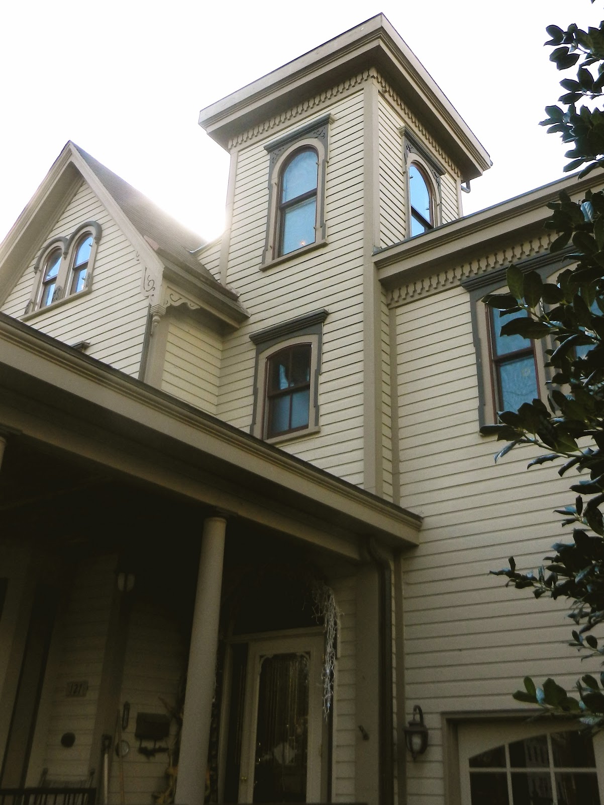 Knickerbocker Style & Design: Victorian Towers and Turrets