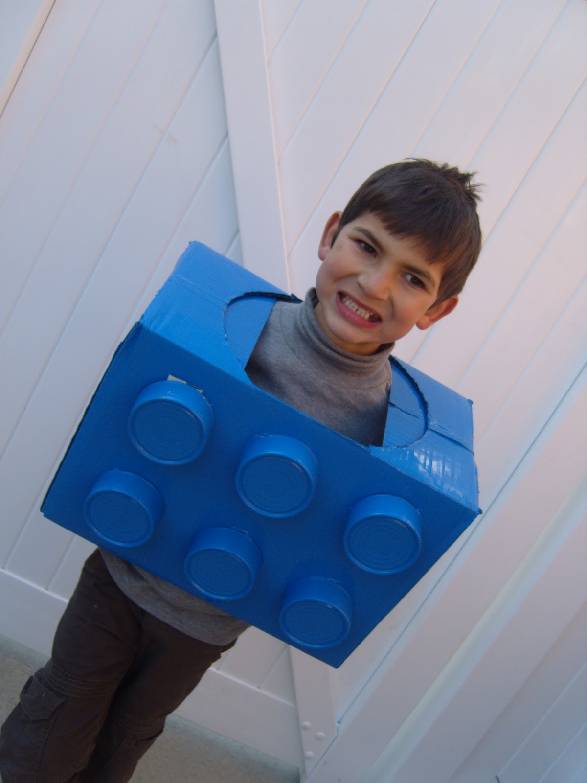 {Creatividad Siempre}: Disfraz de LEGO - del último minuto