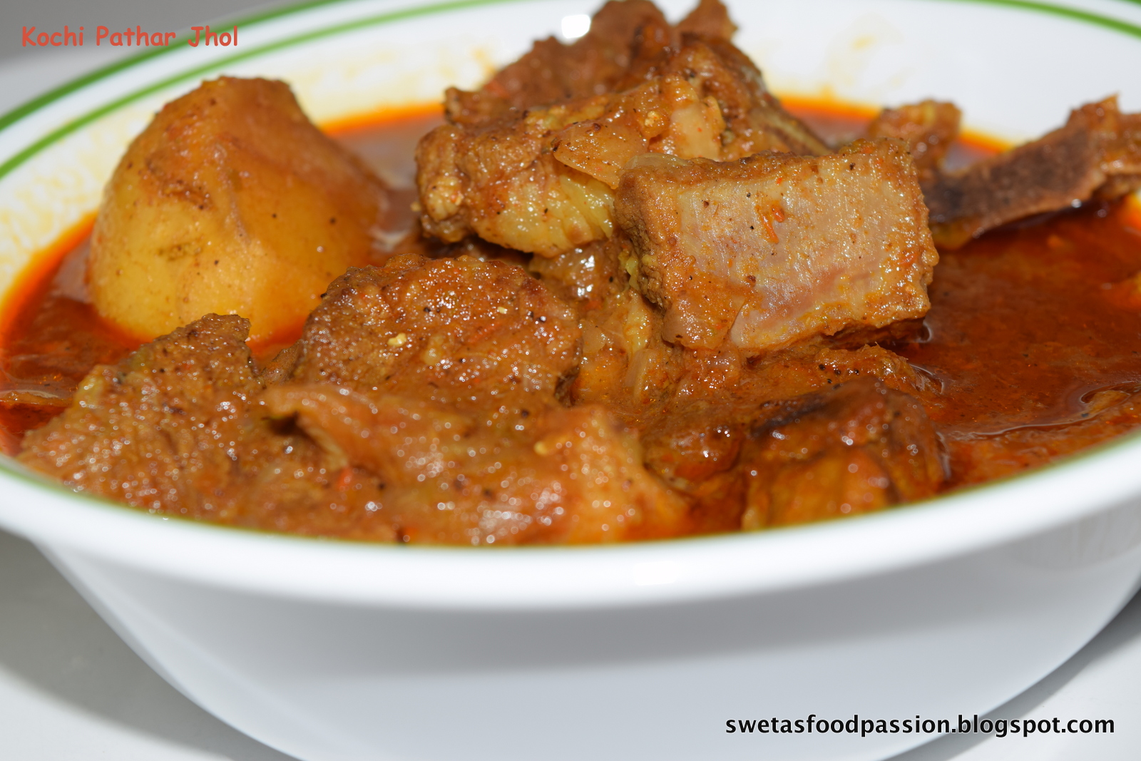 Sweta's Food Passion...: Kochi Pathar Jhol "Tender Mutton Curry"