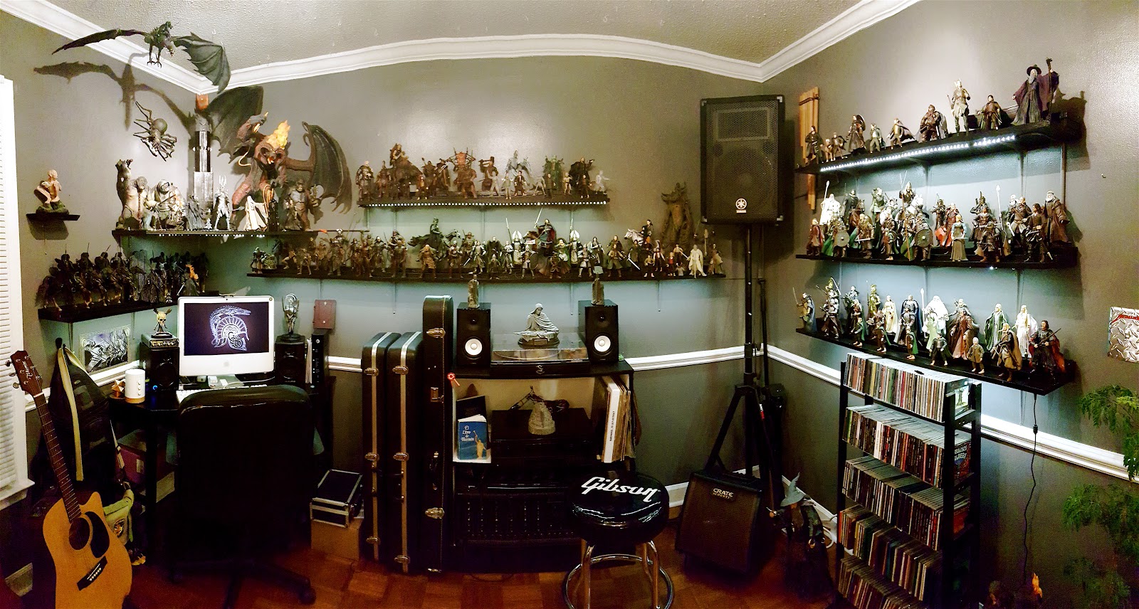 The Outer Heaven: The Lord of the Rings Display