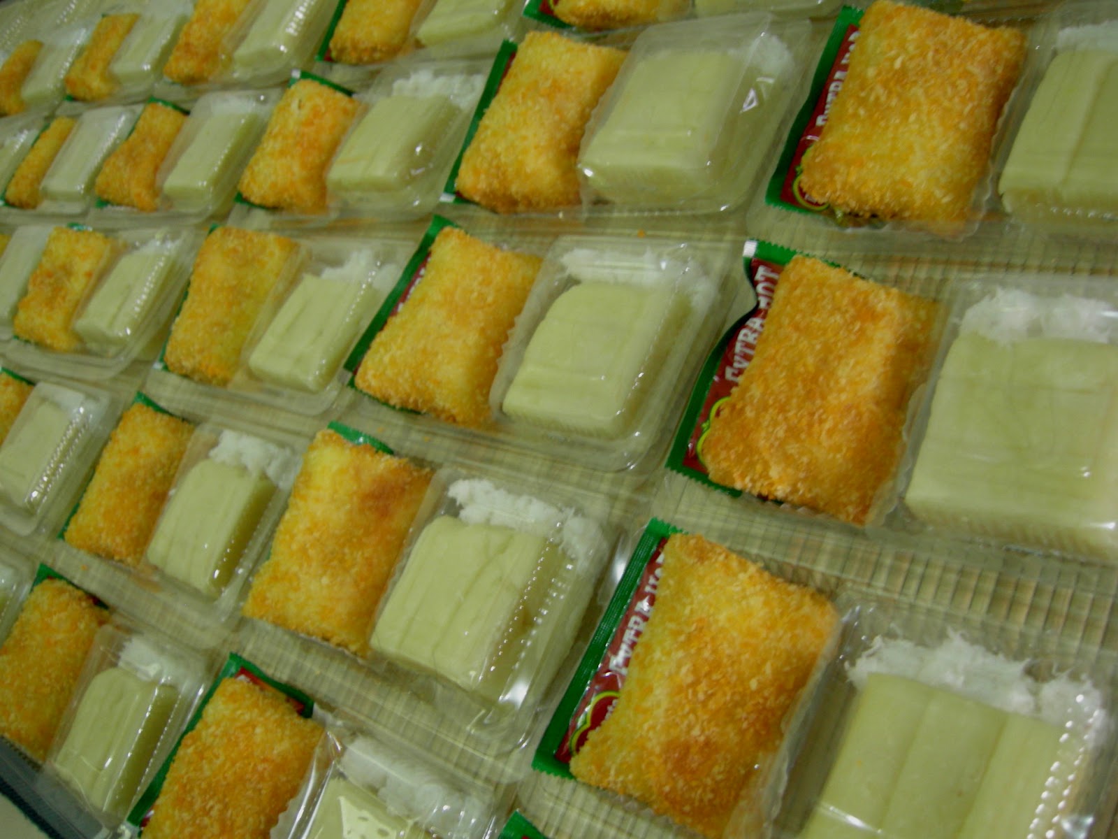 Kuenya-Najmina.com: Tumpukan Pesanan Snack