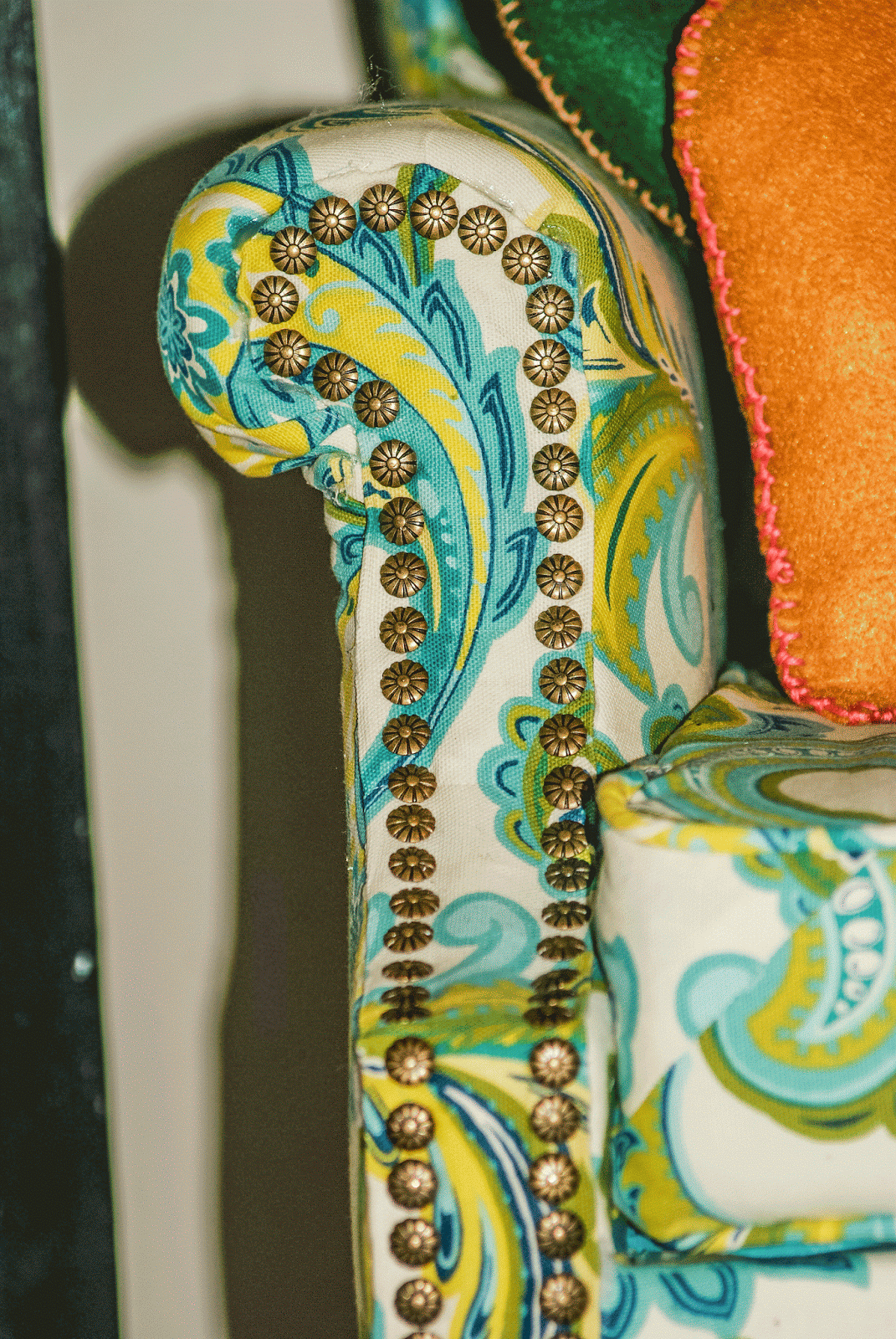 Simply, Tailor Made: HOW TO UPHOLSTER A WINGBACK CHAIR