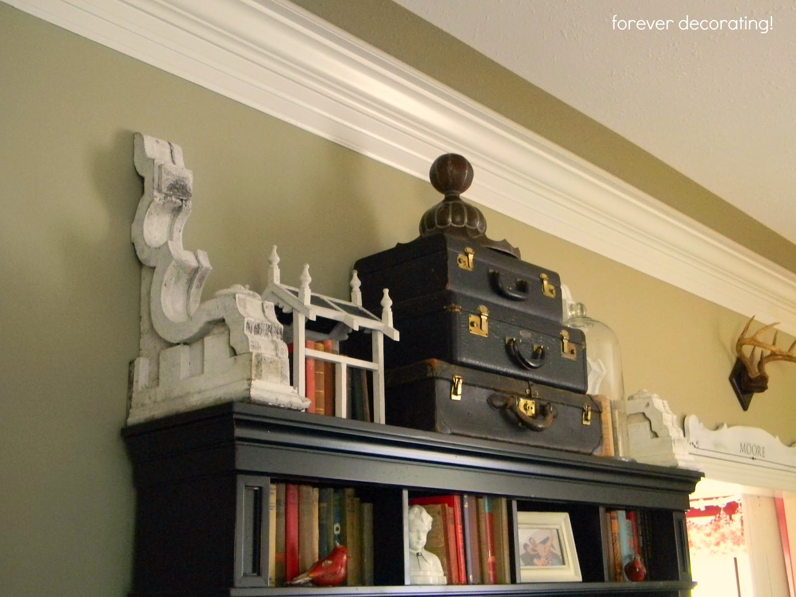 Forever Decorating!: Fun August Decor!