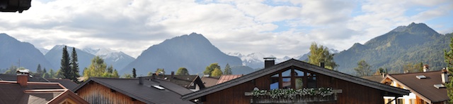 Gene's Faswall Shop, Summer 2011: Mountain Chalet?