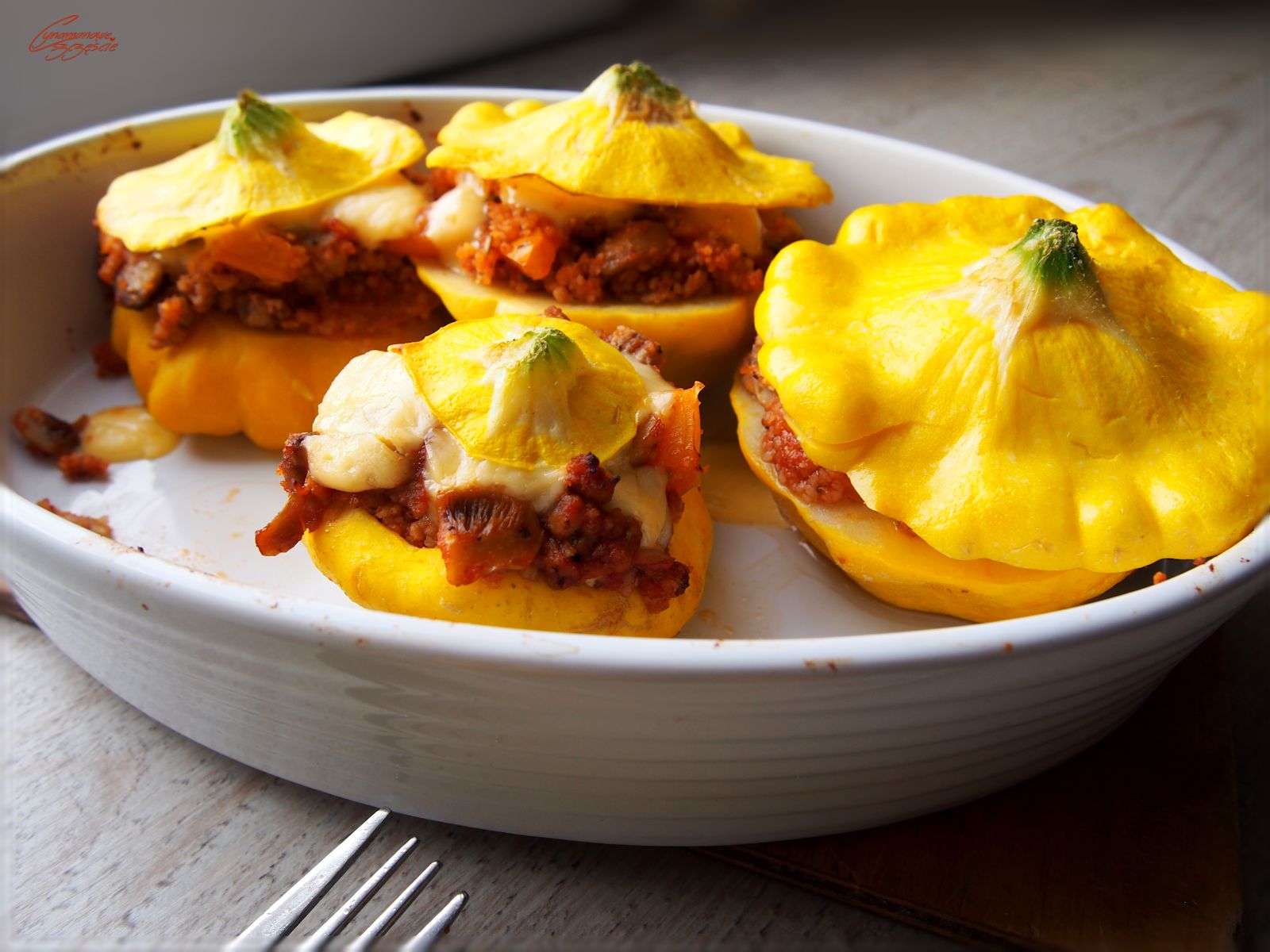 Cynamonowe szczescie: Patisony faszerowane mięsem i kaszą kuskus