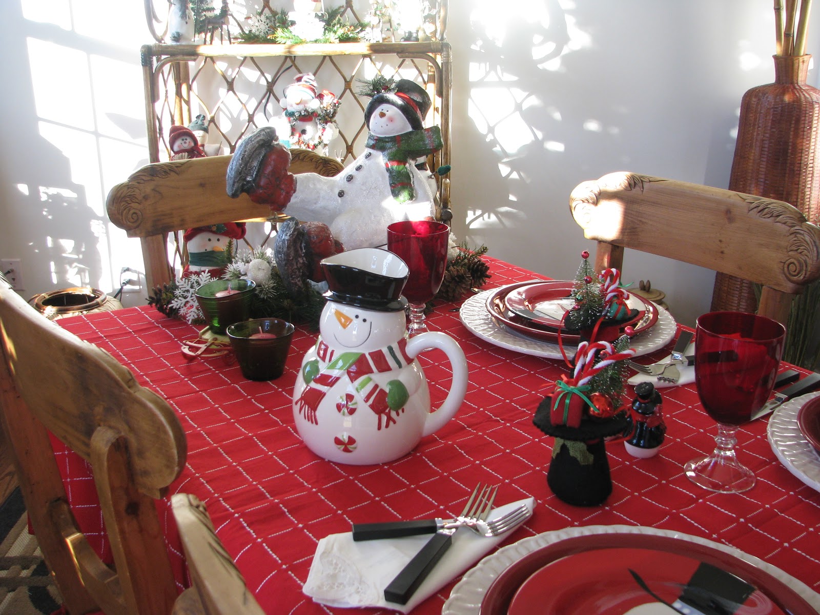 Designs by Pinky: ~~~Frosty's at the Table!!!~~~