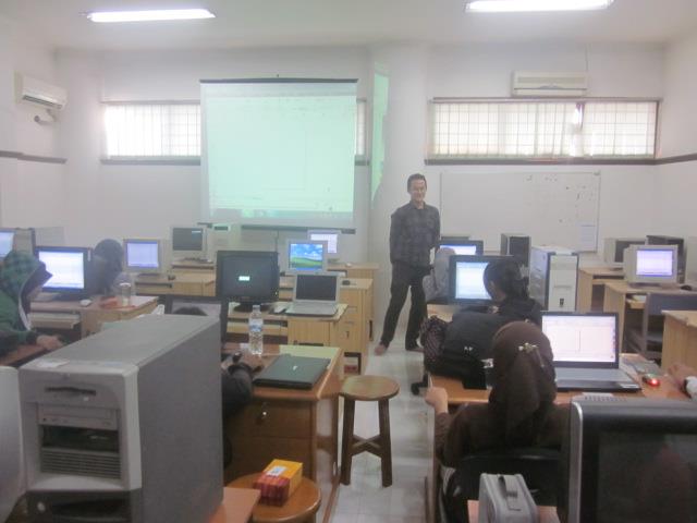 Kimia Universitas Airlangga: PELATIHAN KOMPUTER 2012