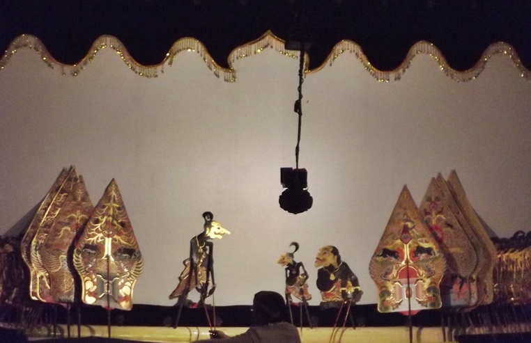 NURMUHAMMADS: Jamus Kalimasada oleh Walisanga