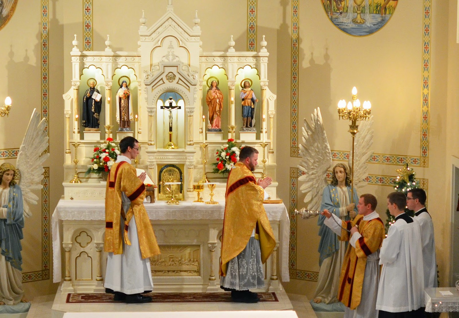 Bonfire of the Vanities: New Priest from Russia: Ordination & First Mass