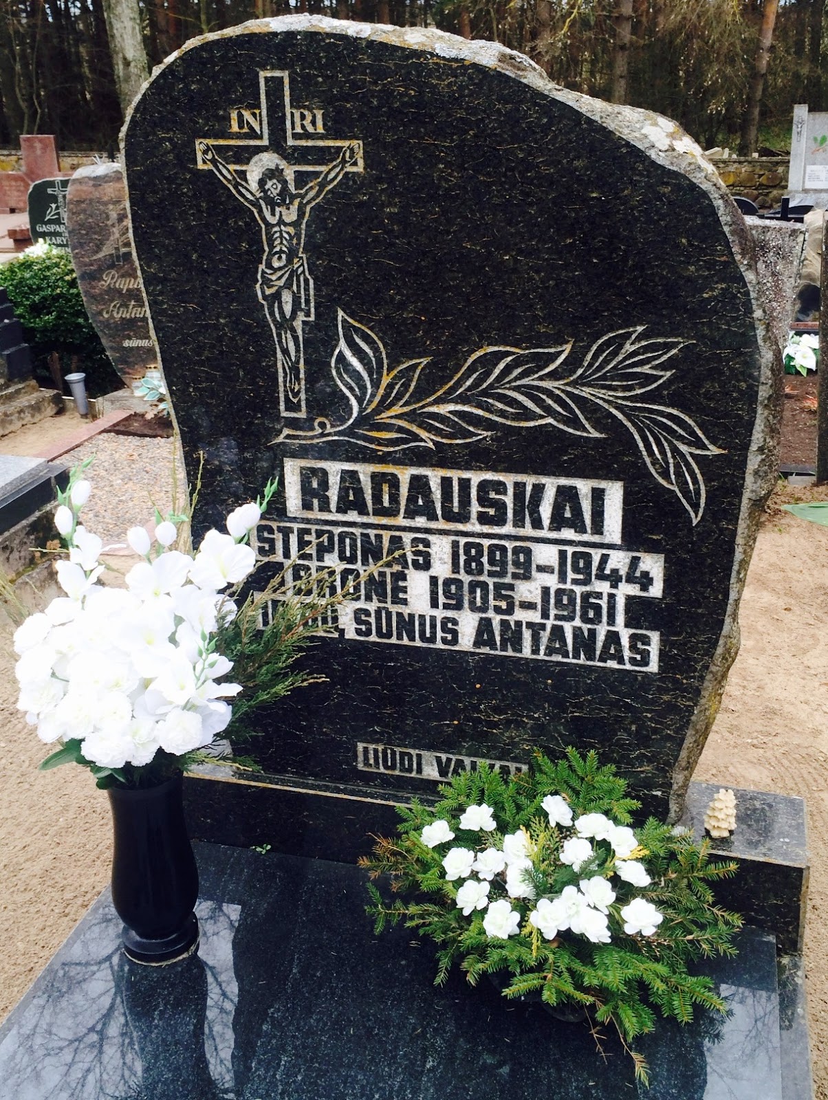 ABT UNK: Tombstone Tuesday: Lithuanian Radauskas Relatives, Rozalimas ...