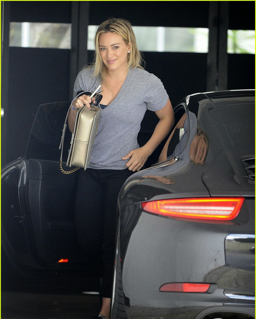 Hilary Duff's Total Body Gym Workout (PHOTOS)