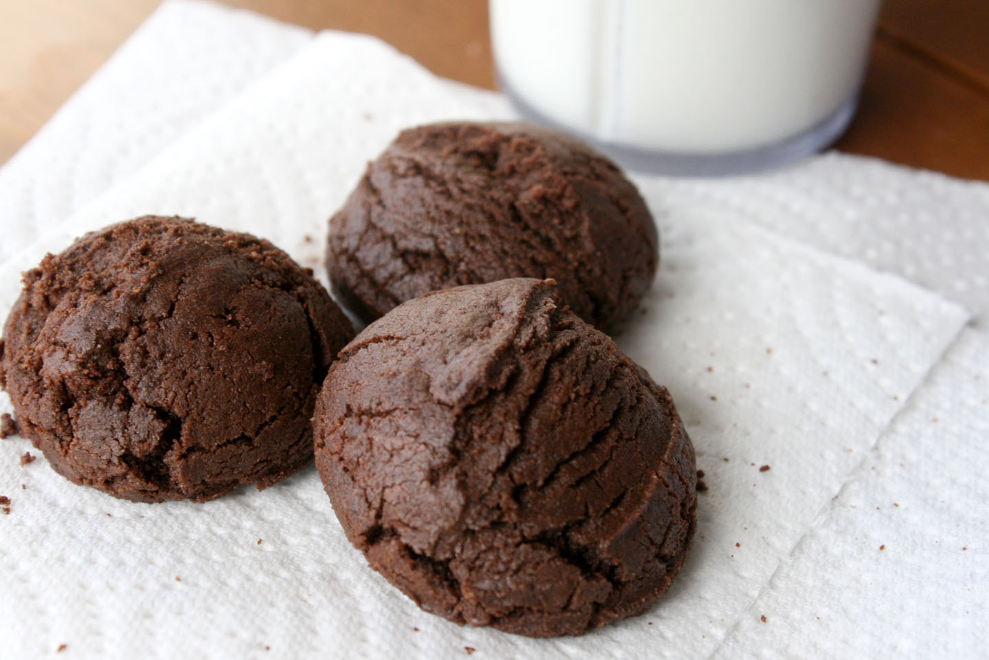 Remodelaholic | Easy Homemade Chewy Chocolate Cookies