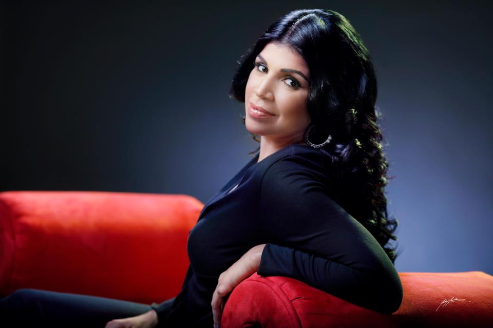 TestigoUno: ¿En qué andará la doctora Ana Simó?