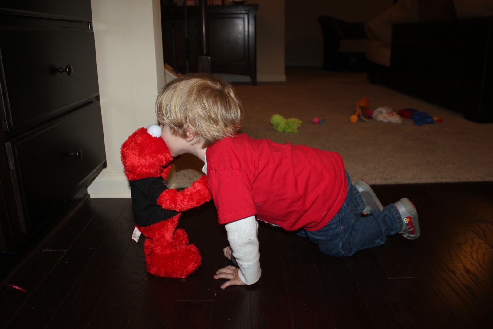 Crafty In The Chaos: An Elmo Birthday Party