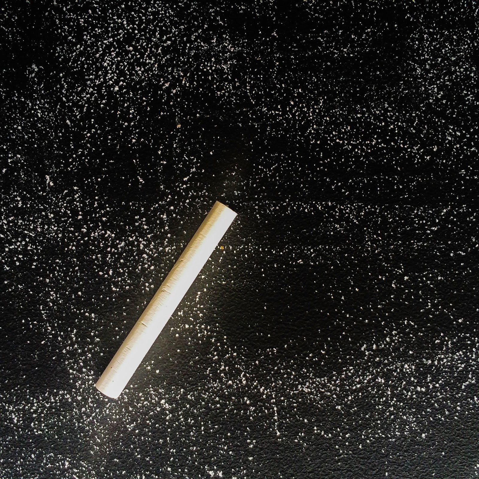 The Sams: Handmade Monday: Framed Chalkboard