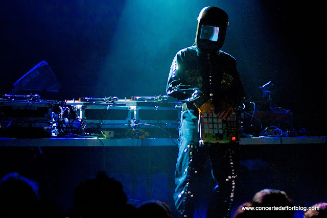 Looking Back: RJD2 with Wick-It The Instigator and Human Agency ...