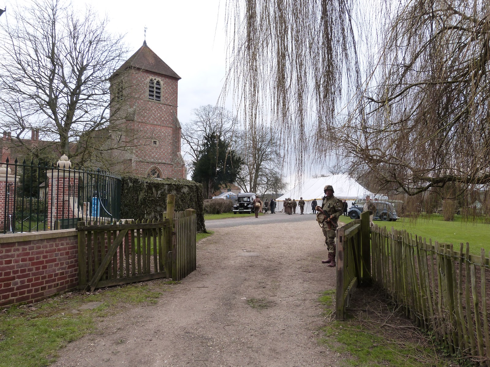 Adys Blog: The Eagle has Landed - Mapledurham part 3 (The Church)
