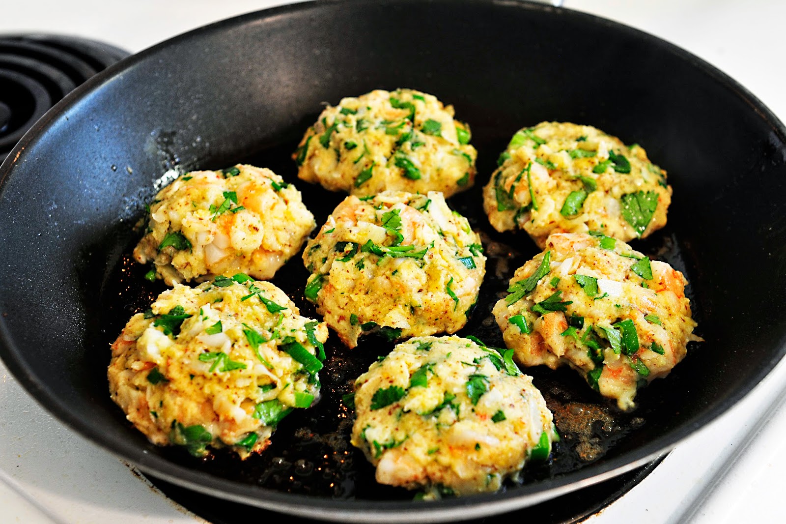 Simply Gourmet: Coconut, Cilantro and Shrimp Cakes