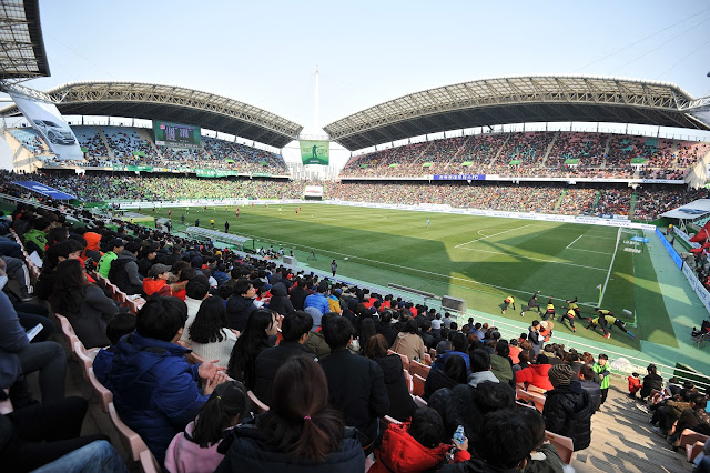 Recap: Kim Shin-wook Sinks Seoul as Stadium Sees Record Crowds - K ...