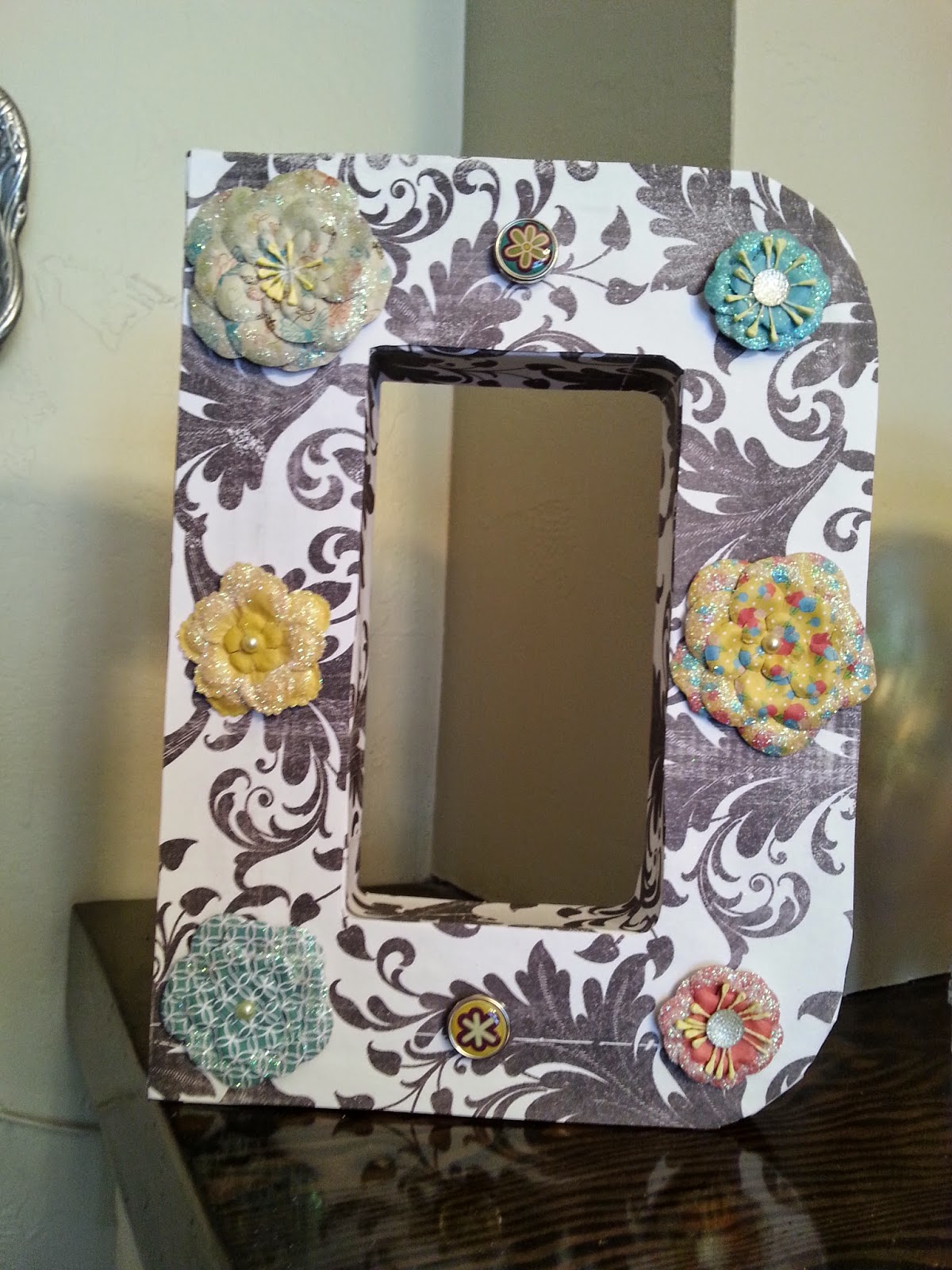 Crafts for You and Me: Decorated Letters