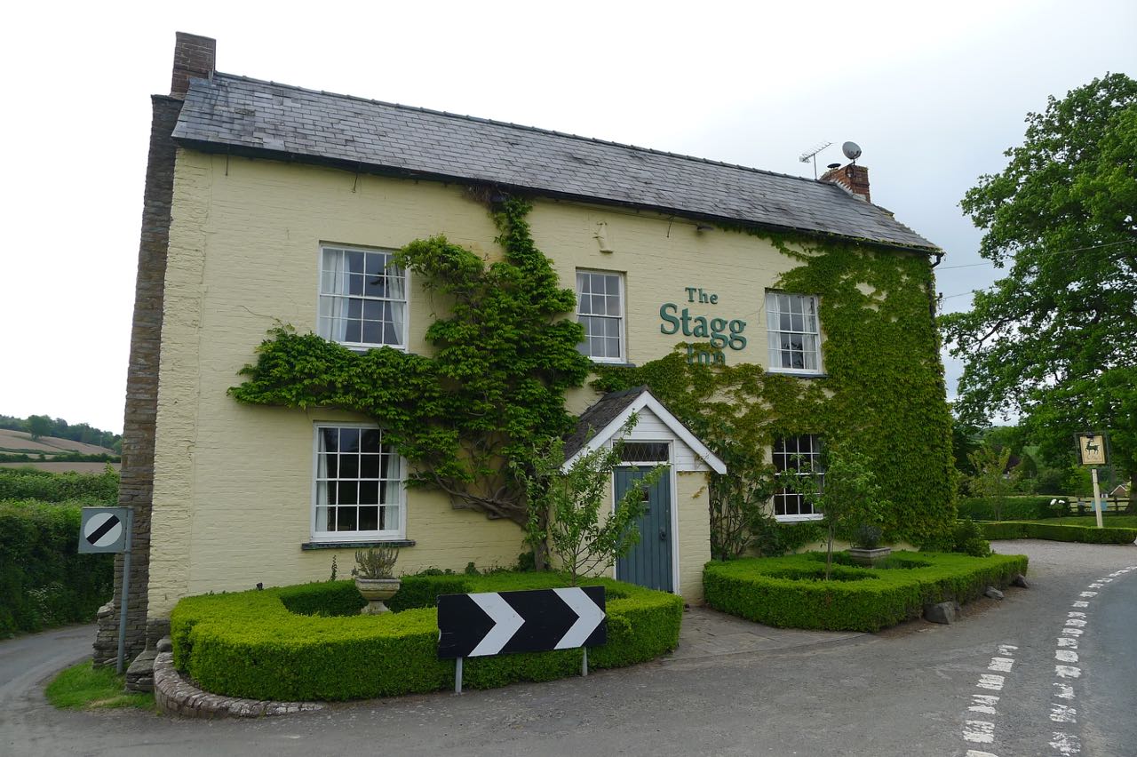 HUNGRY HOSS: Stagg Inn, Titley #MichelinStar