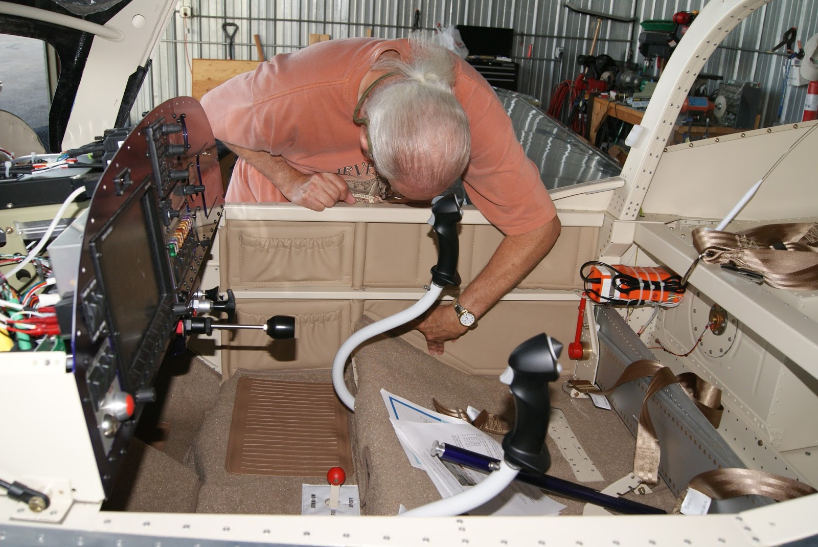 DOG Aviation John's RV-12 Blog: Inspection Panels & Interior Installed
