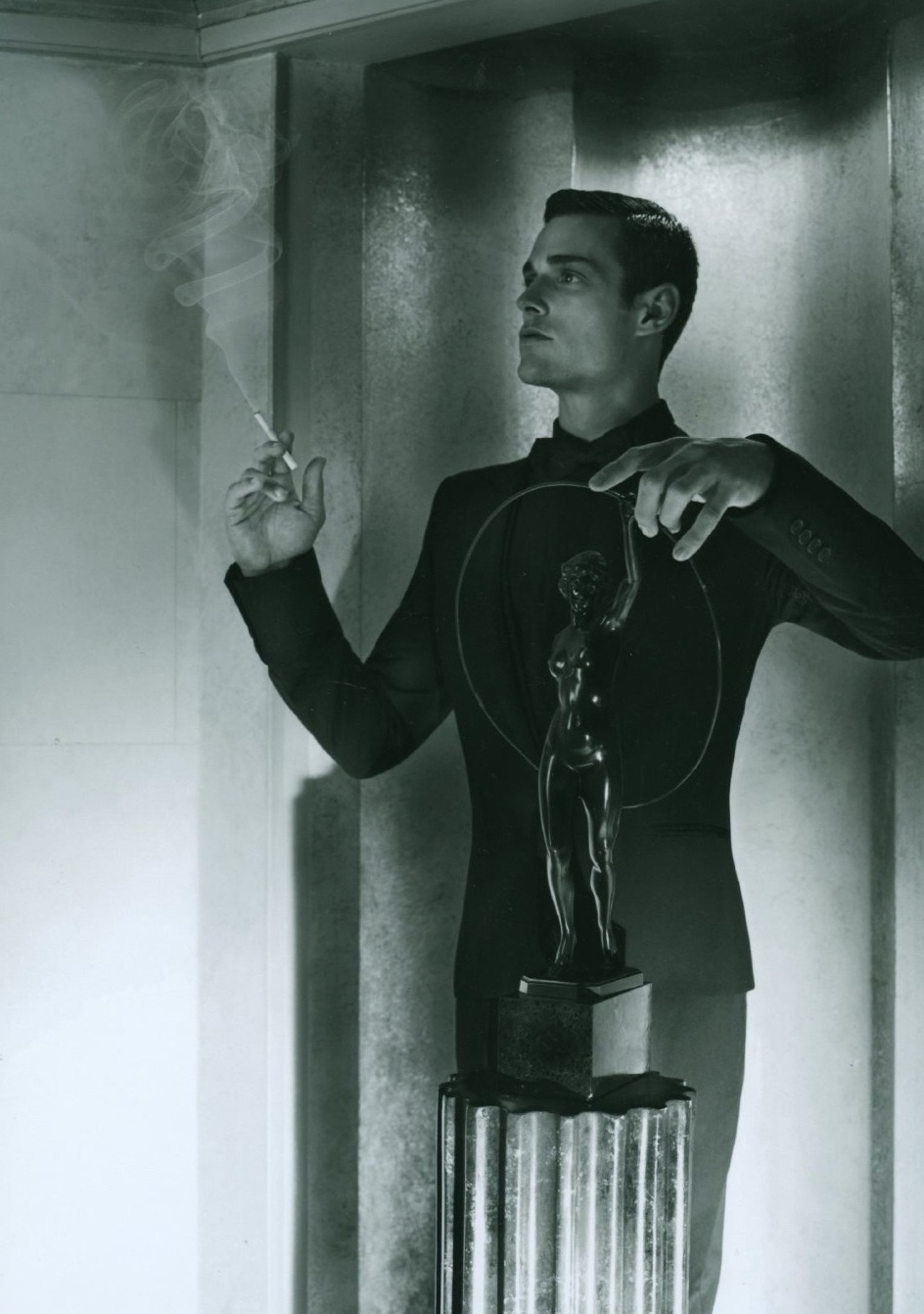 Menilike: John Kenny (2)