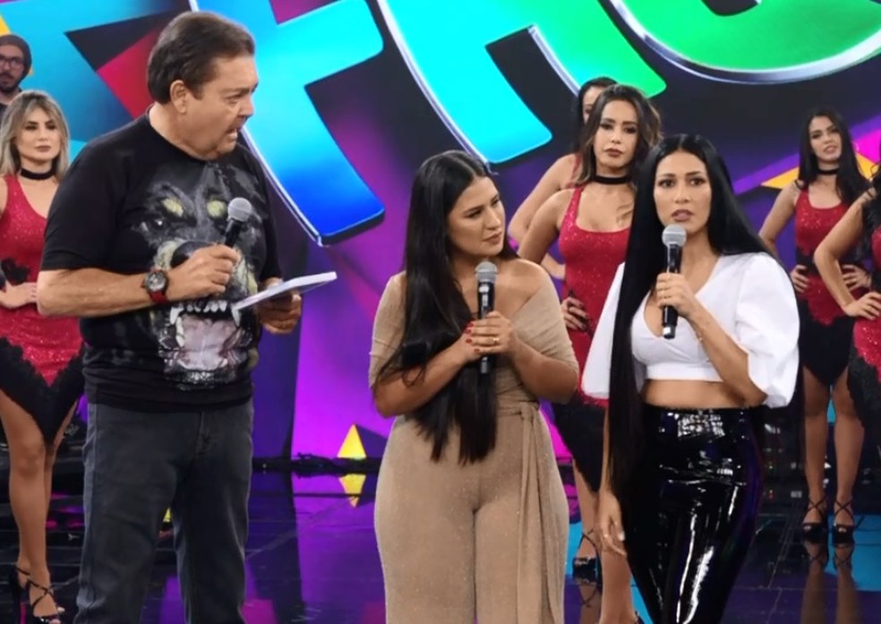 Blog Por Simas: SIMONE & SIMARIA CHORAM COM DECLARAÇÃO DE AMOR DOS ...