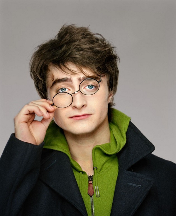 Humorous and Unusual Celebrities Portraits By Photographer Martin Schoeller
