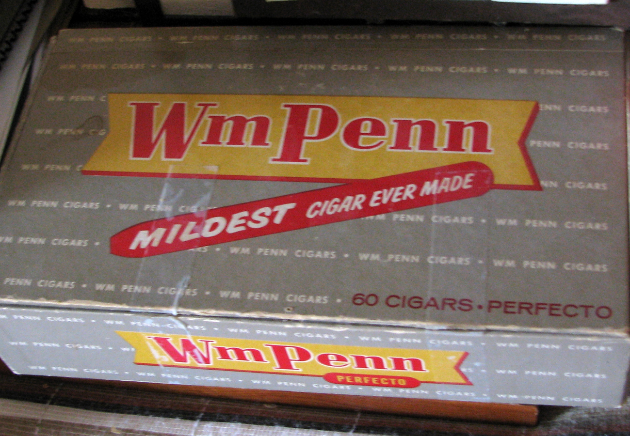 Larry's Photo a Day: Cigar boxes continue......