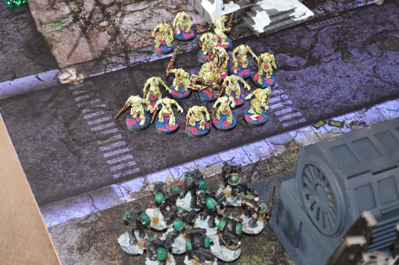 40k Brawl! Spawn over-run! Sons of Horhey Vs Chaos Emperors Will, Purge ...