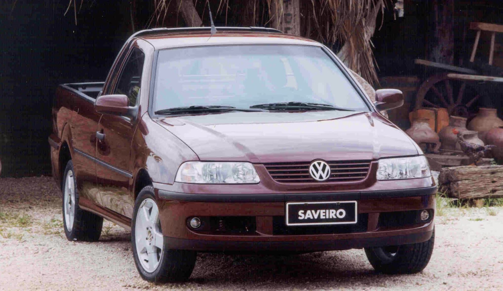 VW Saveiro ganha personalidade própria na linha 2017