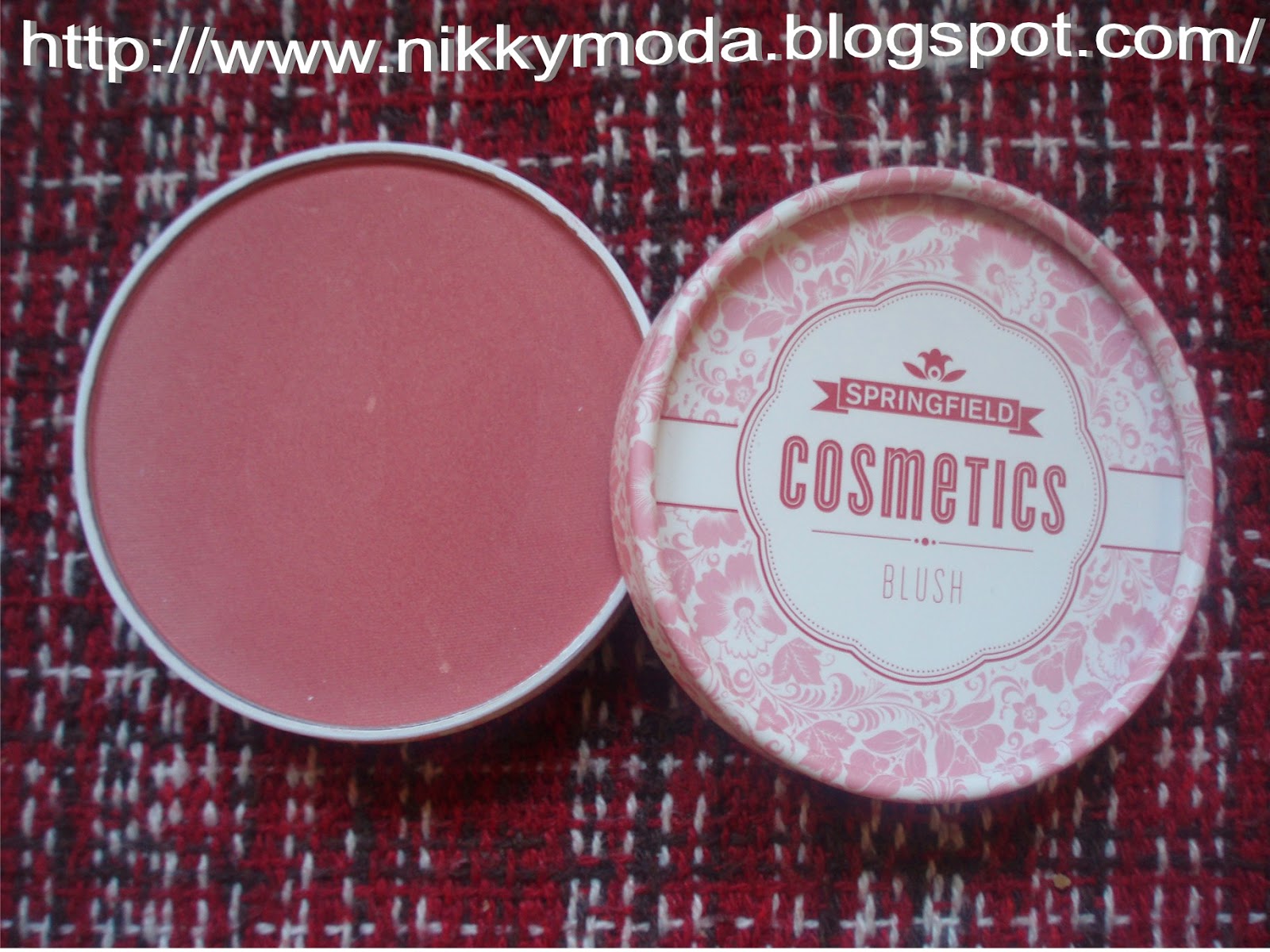 Nikky, loca por la moda: Springfield cosmetics