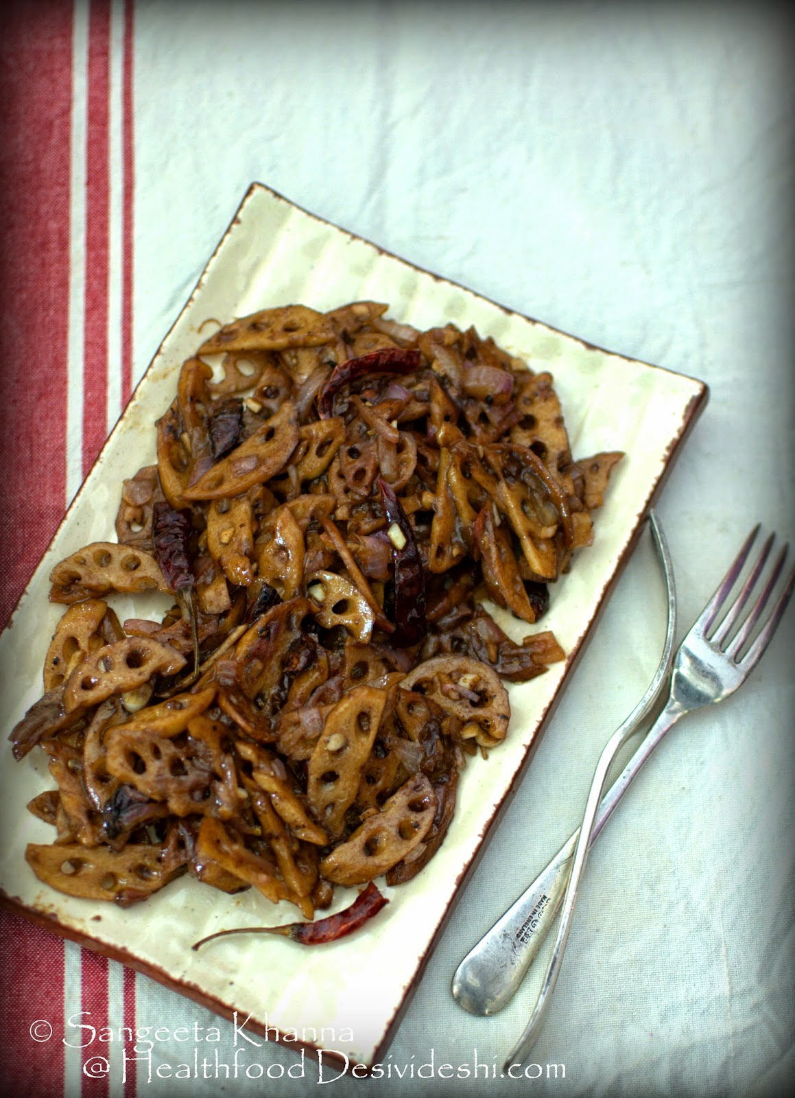 a warm Oriental salad with lotus stem | lotus stem stir fry salad with ...