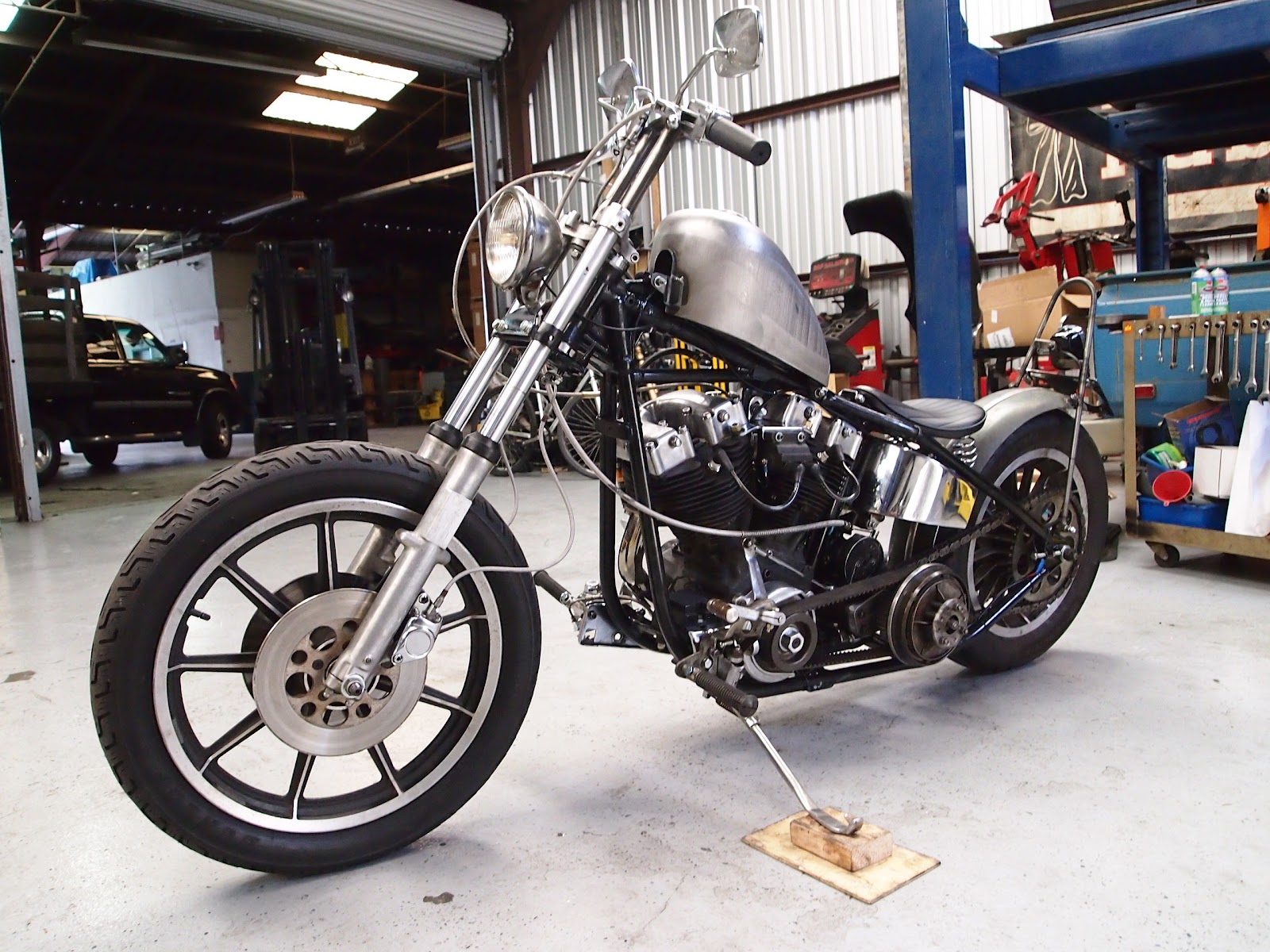 South Bay Street Machines: 1977 Shovelhead Hardtail Rigid