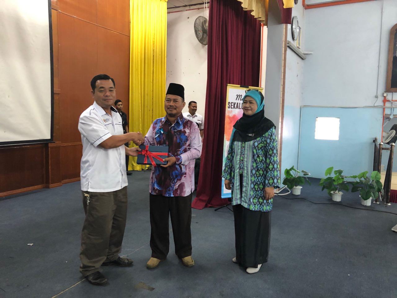 Majlis Persaraan Tn. Hj Rahmat bin Halil dan En. Awang Chik bin Keteh