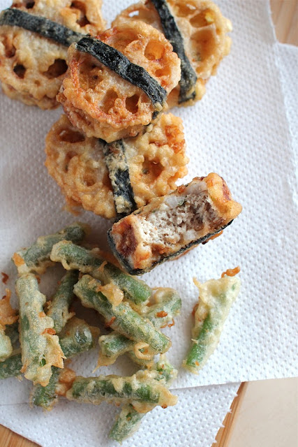 Food Endeavours of the Blue Apocalypse: Renkon Hasami Age - Deep Fried ...