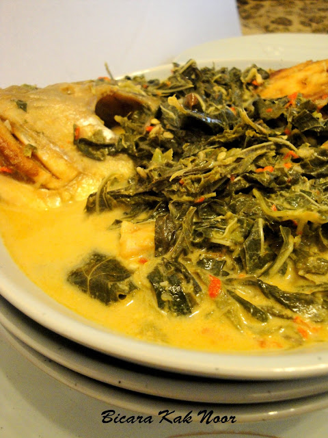 Pucuk Ubi Lemak Ikan Masin - Dapur Kak Noor