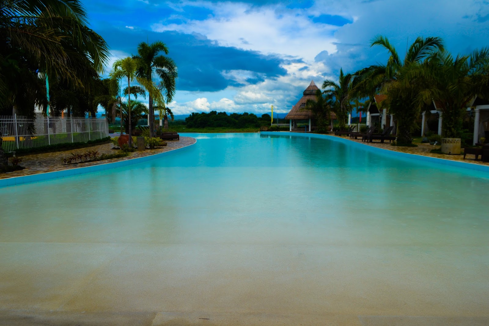 Travels, Food and Beauty: TRAVELS: The Greenery Bulacan