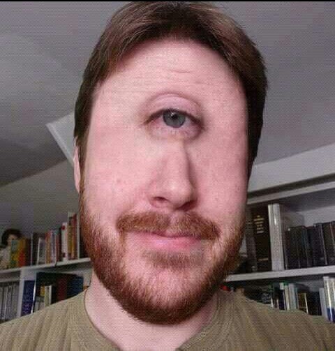 Ogbongeyarn: FOR REAL?!! SEE GUY WITH ONE EYE FOR HIM FOREHEAD.