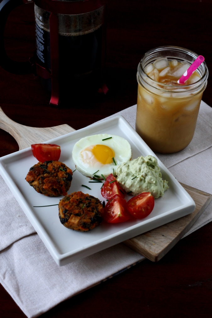 Mango & Tomato: Spicy Sweet Potato & Black Bean Sliders With Sabra's ...