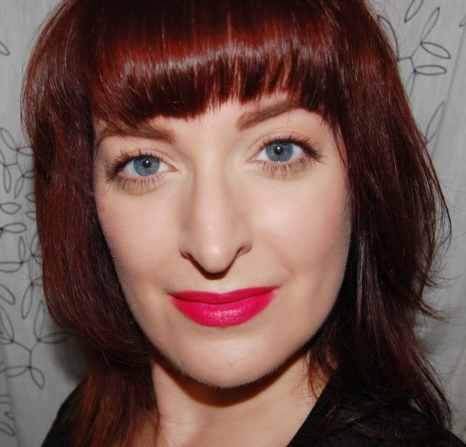 beauty squared: MAC Relentlessly Red Retro Matte Lipstick Review ...