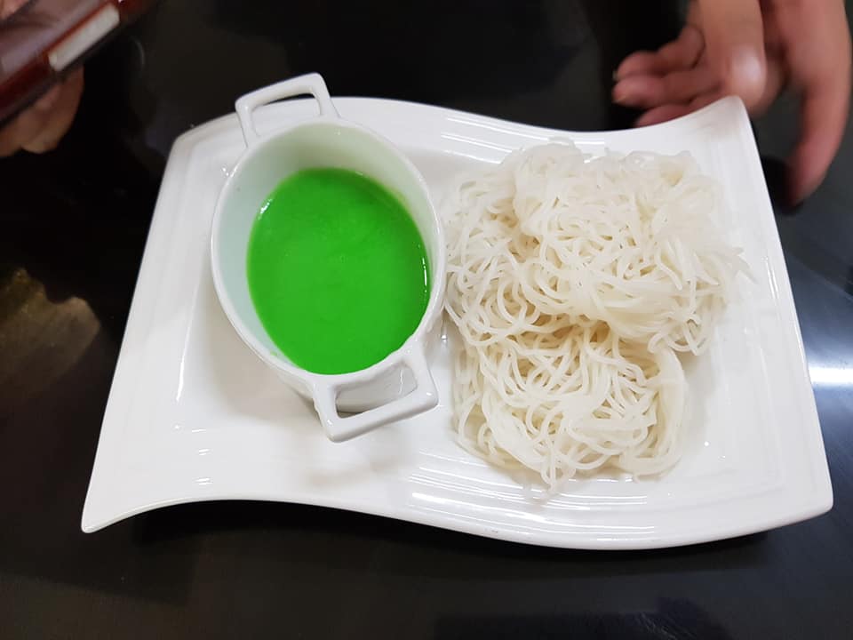 BAKING JOURNALS: TRADITIONAL KUIH - PUTU MAYANG and CENDOL