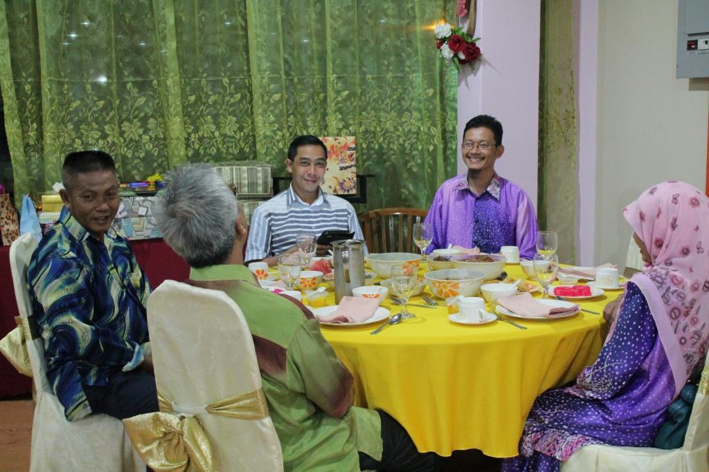 Kelab Keluarga dan Kakitangan PUSPEN Muar: MAJLIS PERPISAHAN TN ROSLAND ...