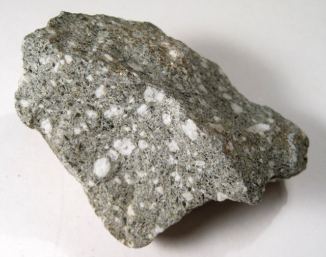 Karakteristik Jenis-Jenis Batuan - Geograph88