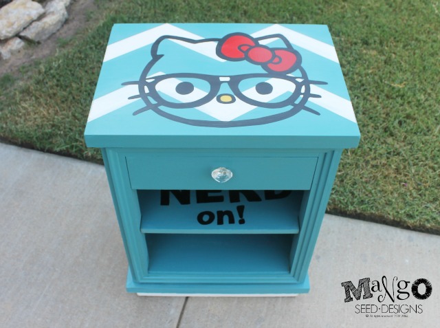 Three Mango Seeds: PLASTER PAINT: HELLO KITTY SIDE TABLE