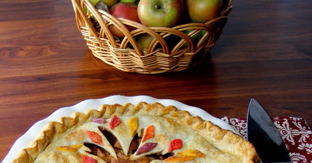 Fall Leaf Apple Pie