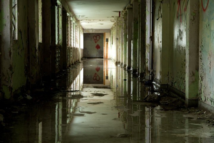 bye.ography: 13 Floors Haunted House