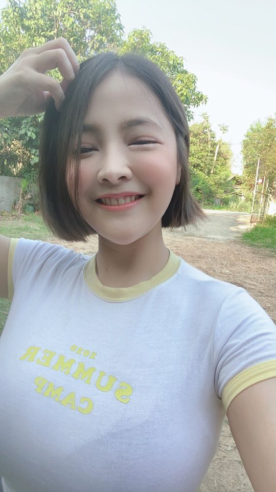 Nui Nui Milkoo mặt học sinh ngực phụ huynh